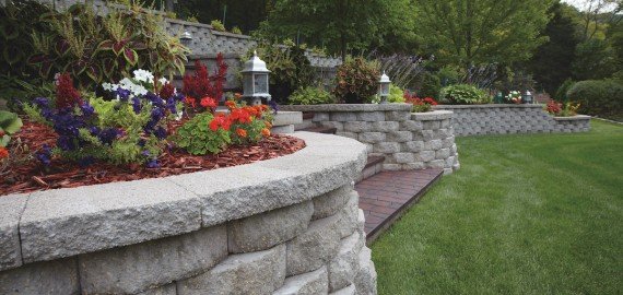 Winston Tri-Split Retaining Wall | Bags and Bulk Landscape Supply Yard