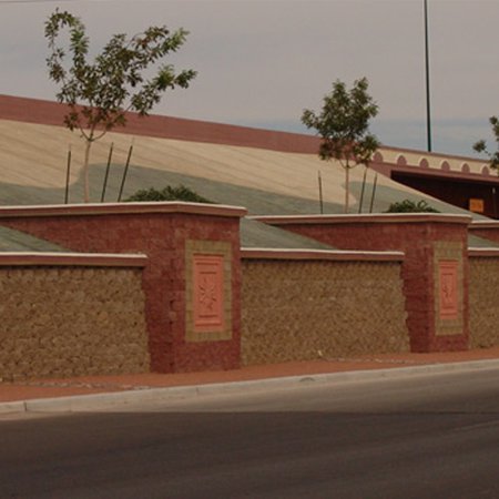 Legend Retaining Wall | Bags and Bulk Landscape Supply Yard